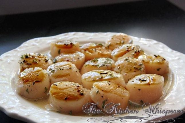 Caramelized Scallops in a Lemon Wine Sauce - The Kitchen Whisperer