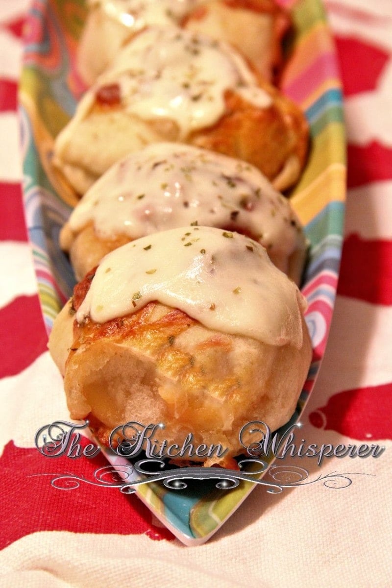 Cheesy Meatball Stuffed Pizza Puffs - The Kitchen Whisperer