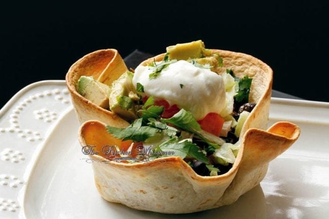 Crispy Baked Taco Muffin Cups - The Kitchen Whisperer