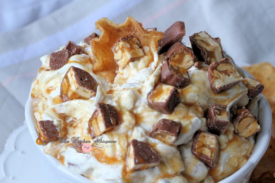 SNICKERS® Cheesecake Dip with Cinnamon Sugar TOSTITO® Scoops - The ...