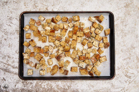 Cheesy Garlic White Cheddar Parmesan Croutons
