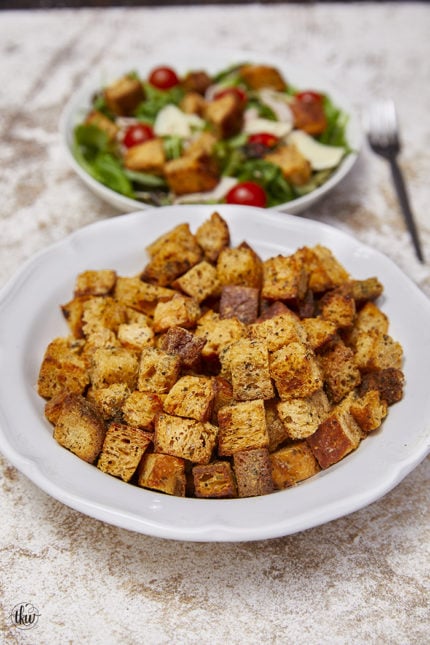 Cheesy Garlic White Cheddar Parmesan Croutons