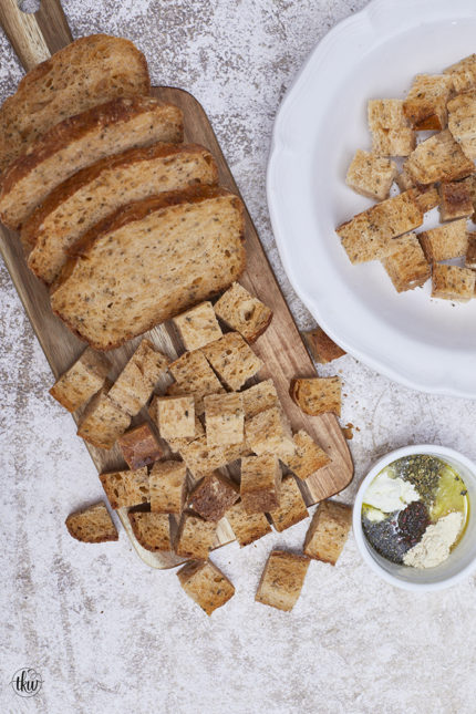 Cheesy Garlic White Cheddar Parmesan Croutons