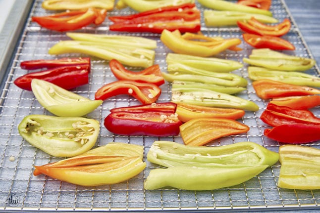 How to dehydrate peppers - The Kitchen Whisperer