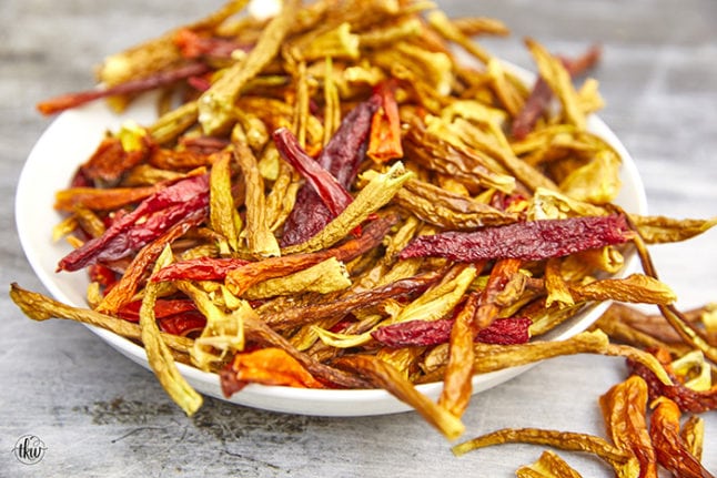How to dehydrate peppers - The Kitchen Whisperer