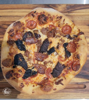 A Pizzaiola's Guide To Pizza on The Big Green Egg