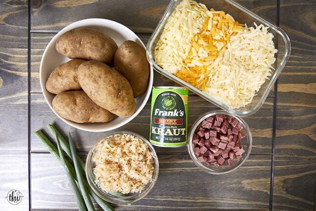 Ultimate Crunchy Pub Grub: Crispy Potato Sauerkraut Irish Nachos